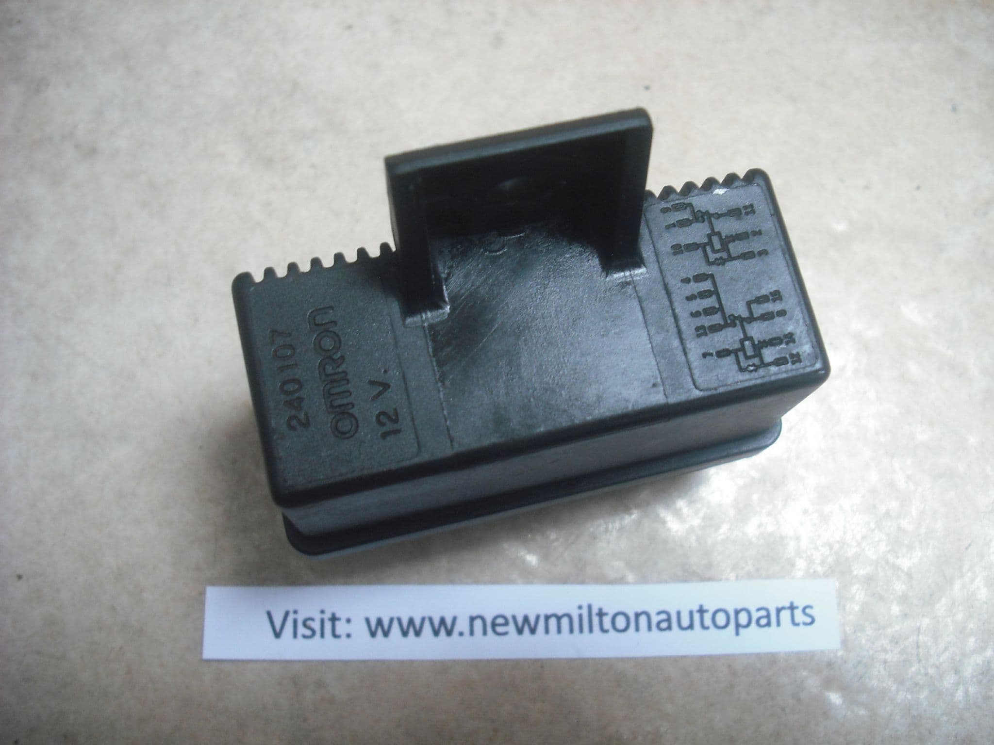 OMRON 240107 A GENUINE PEUGEOT 206 307 CITROEN C3 C4 FUEL PUMP CONTROL ...