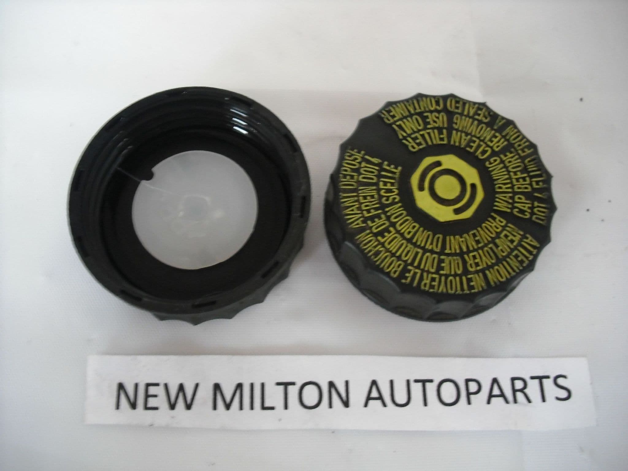 PEUGEOT 206 BRAKE MASTER CYLINDER FLUID FILLER CAP
