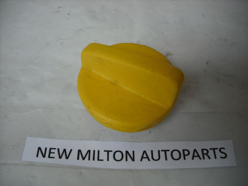 RENAULT CLIO MEGANE SCENIC 1 2 1 4 1 6 ENGINE OIL FILLER CAP PETROL ENGINES