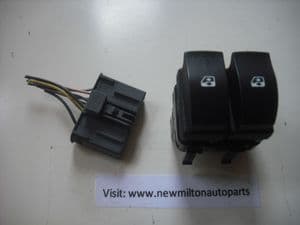 RENAULT SCENIC 2 FRONT DRIVERS DOOR ELECTRIC WINDOW SWITCHES 2002-2008
