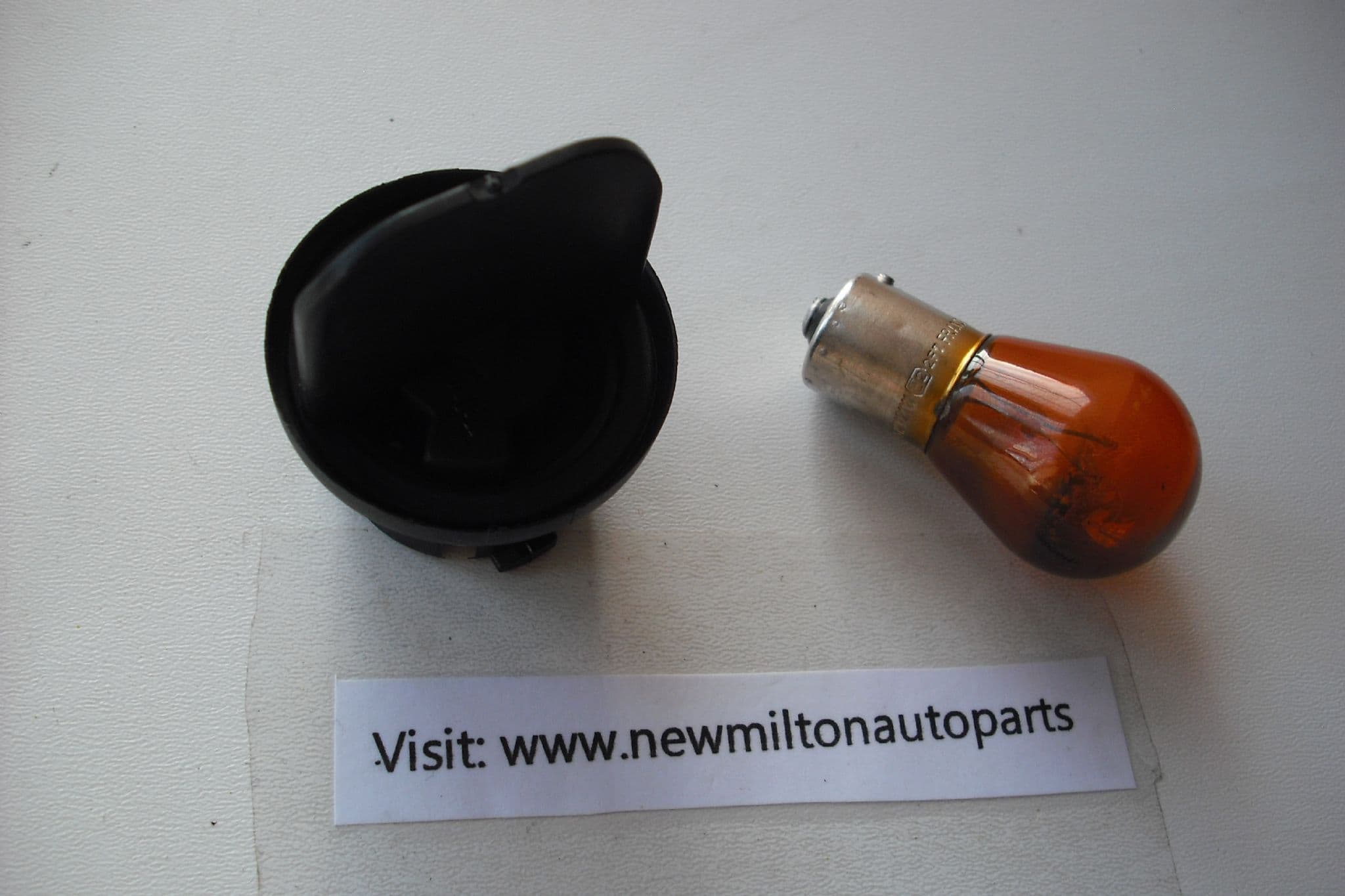 SEAT ALTEA MK1 HEADLIGHT HEADLAMP INDICATOR FLASHER BULB HOLDER