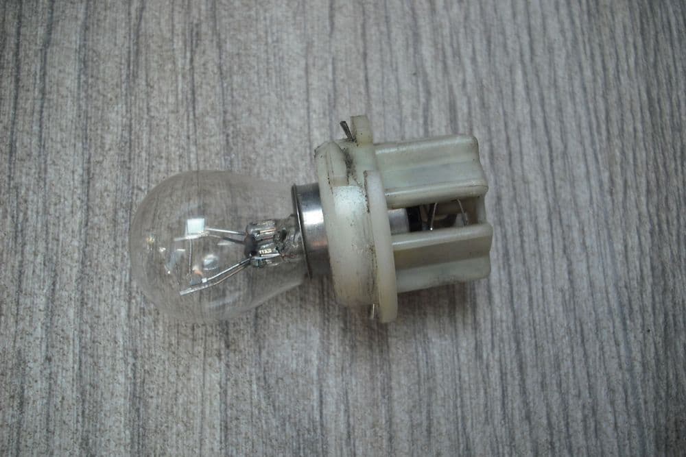 SOLD 318323 MERCEDES BENZ W210 E CLASS REAR LIGHT BULB HOLDER