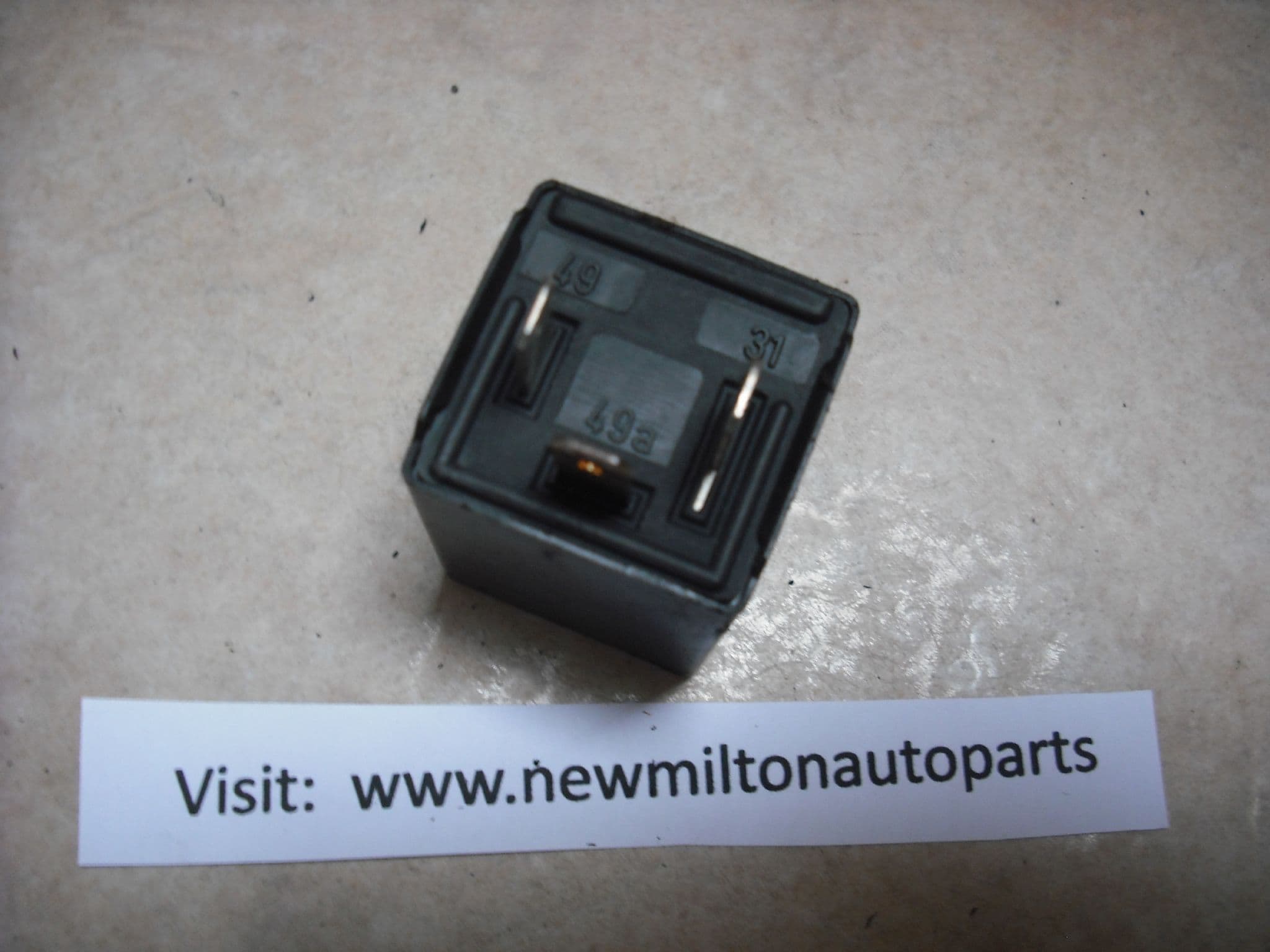 SOLD 740 940 INDICATOR FLASHER RELAY TBB76 DOT 4DB003750-31 3 PIN SAE J ...