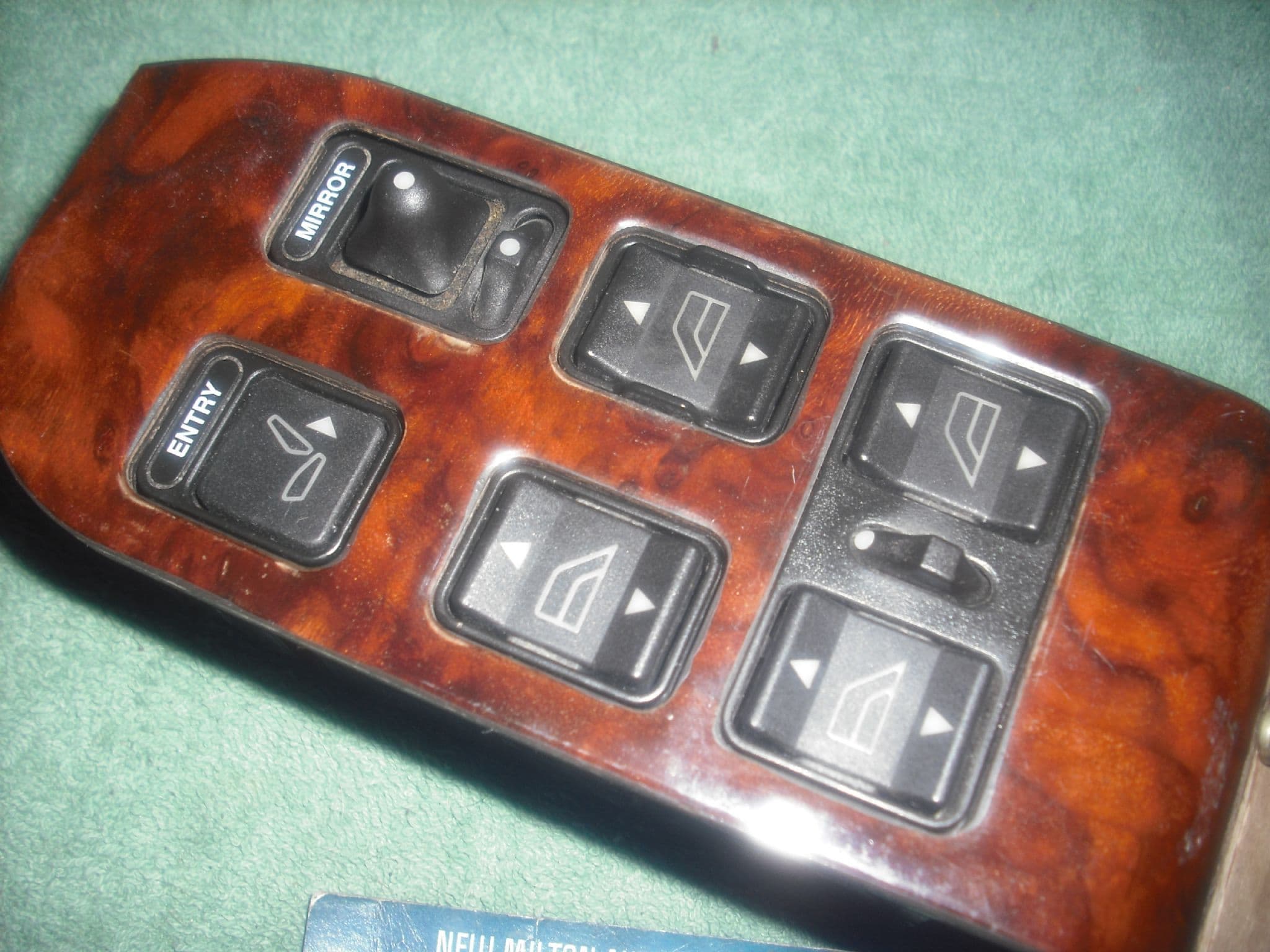 sold A GENUINE JAGUAR XJ40 XJ6 DRIVERS DOOR ELECTRIC WINDOW / MIRROR ...