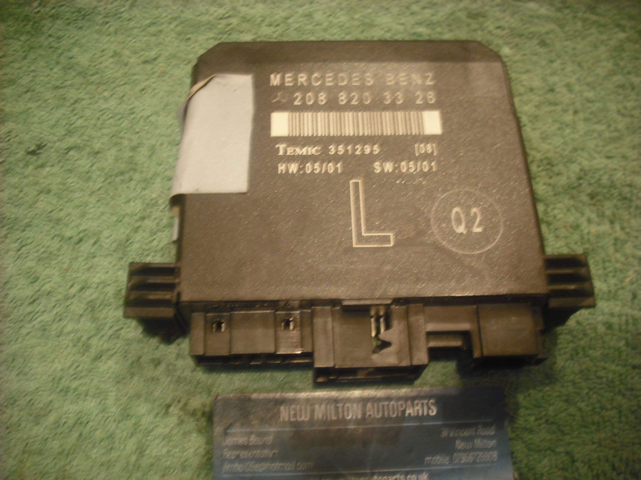 SOLD A GENUINE MERCEDES BENZ W208 CLK AND CONVERTIBLE WINDOW CONTROL ...