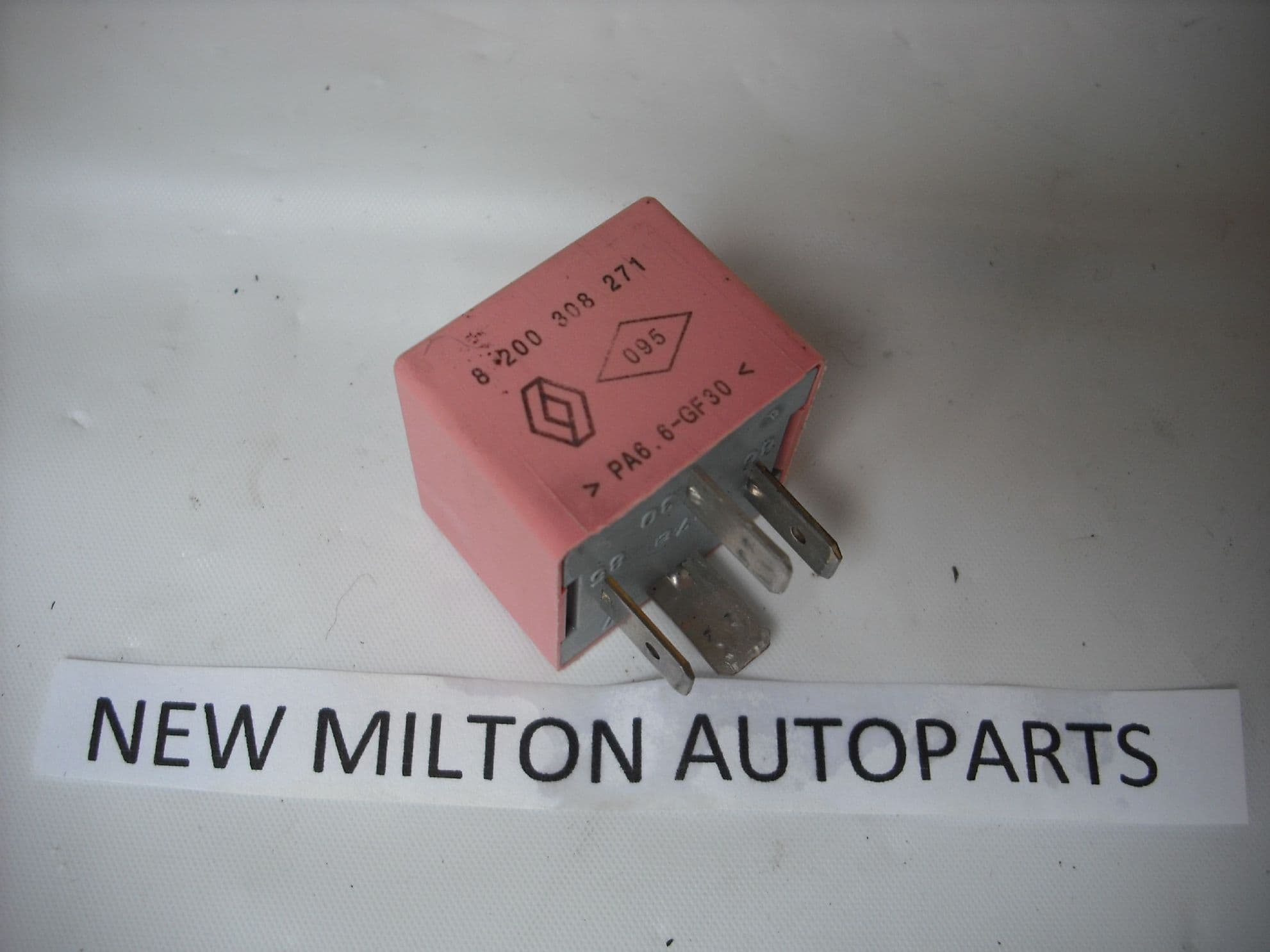SOLD A GENUINE RENAULT SCENIC 2 PINK RELAY CARTIER 20 240 041 20240041 ...