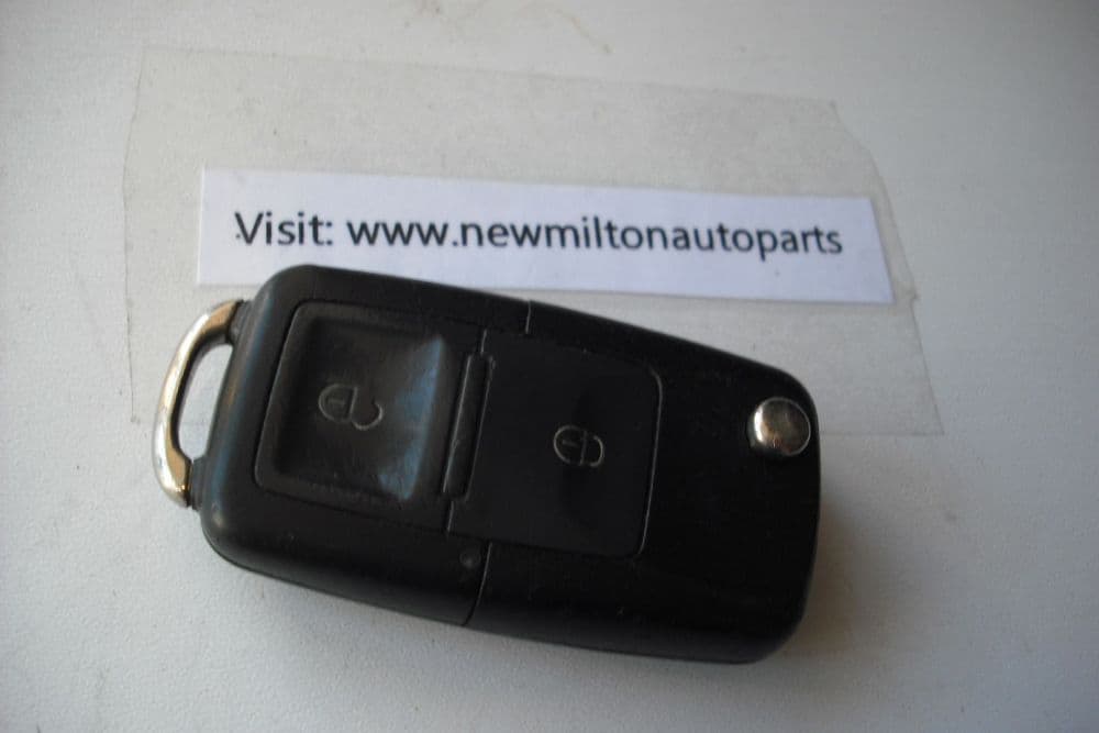 SOLD A GENUINE SEAT ALTEA MK1 2 BUTTON REMOTE CONTROL KEY FOB