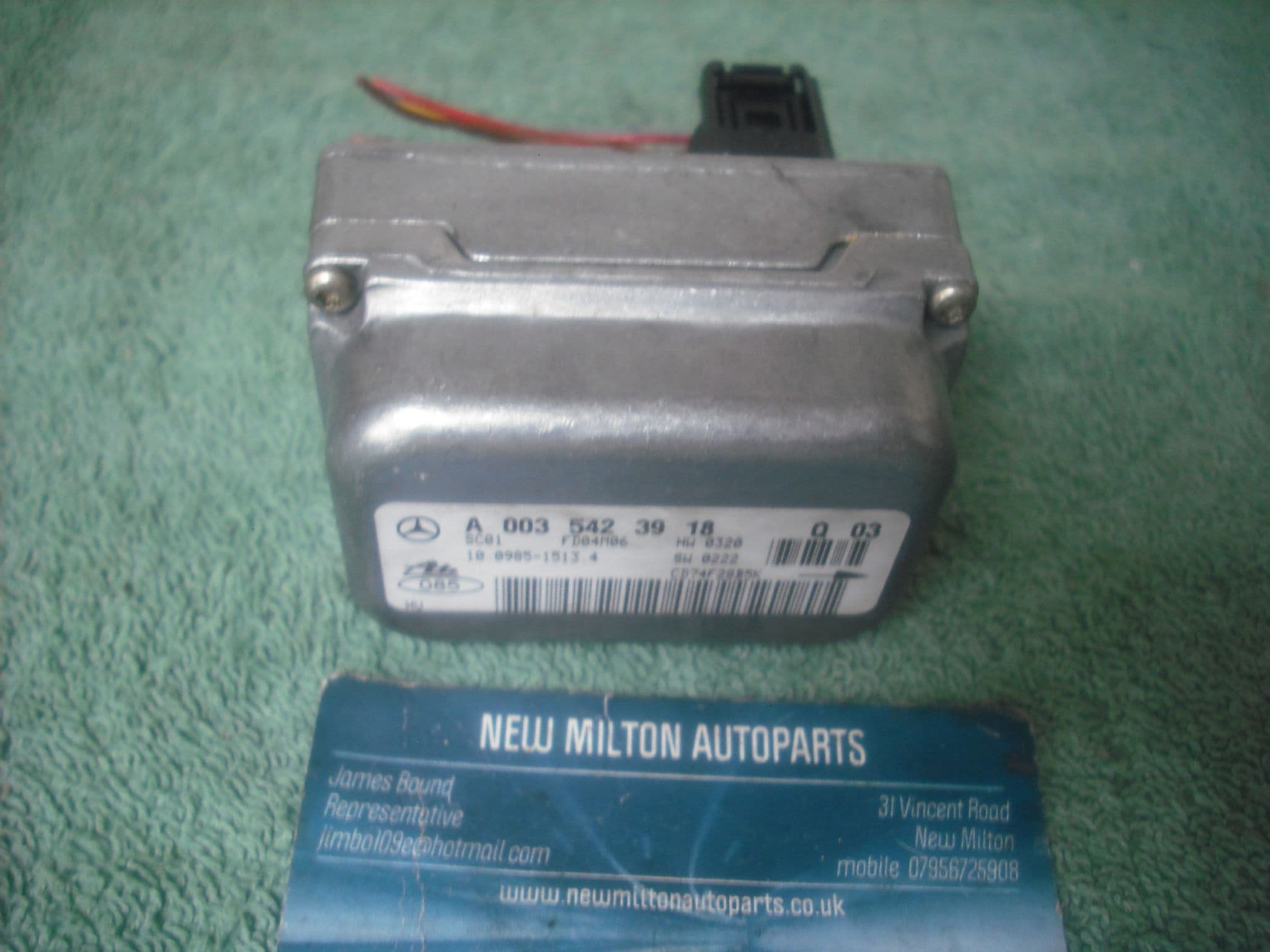 SOLD A0035423918 ESP A GENUINE MERCEDES W203 C CLASS YAW RATE SENSOR MODULE
