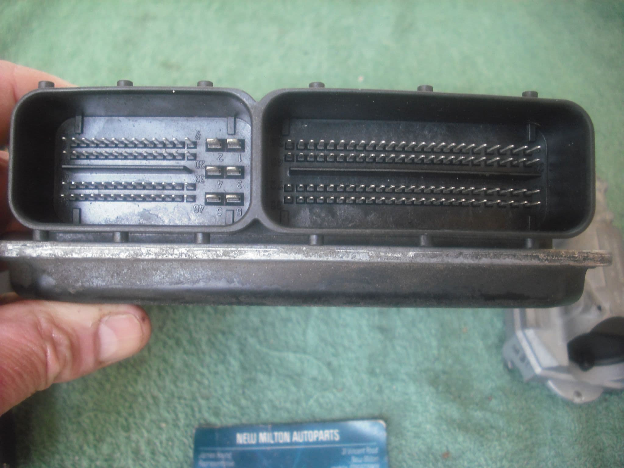 sold A2711539079 MERCEDES BENZ W203 C180 ECU KEY IGNITION AND STEERING ...