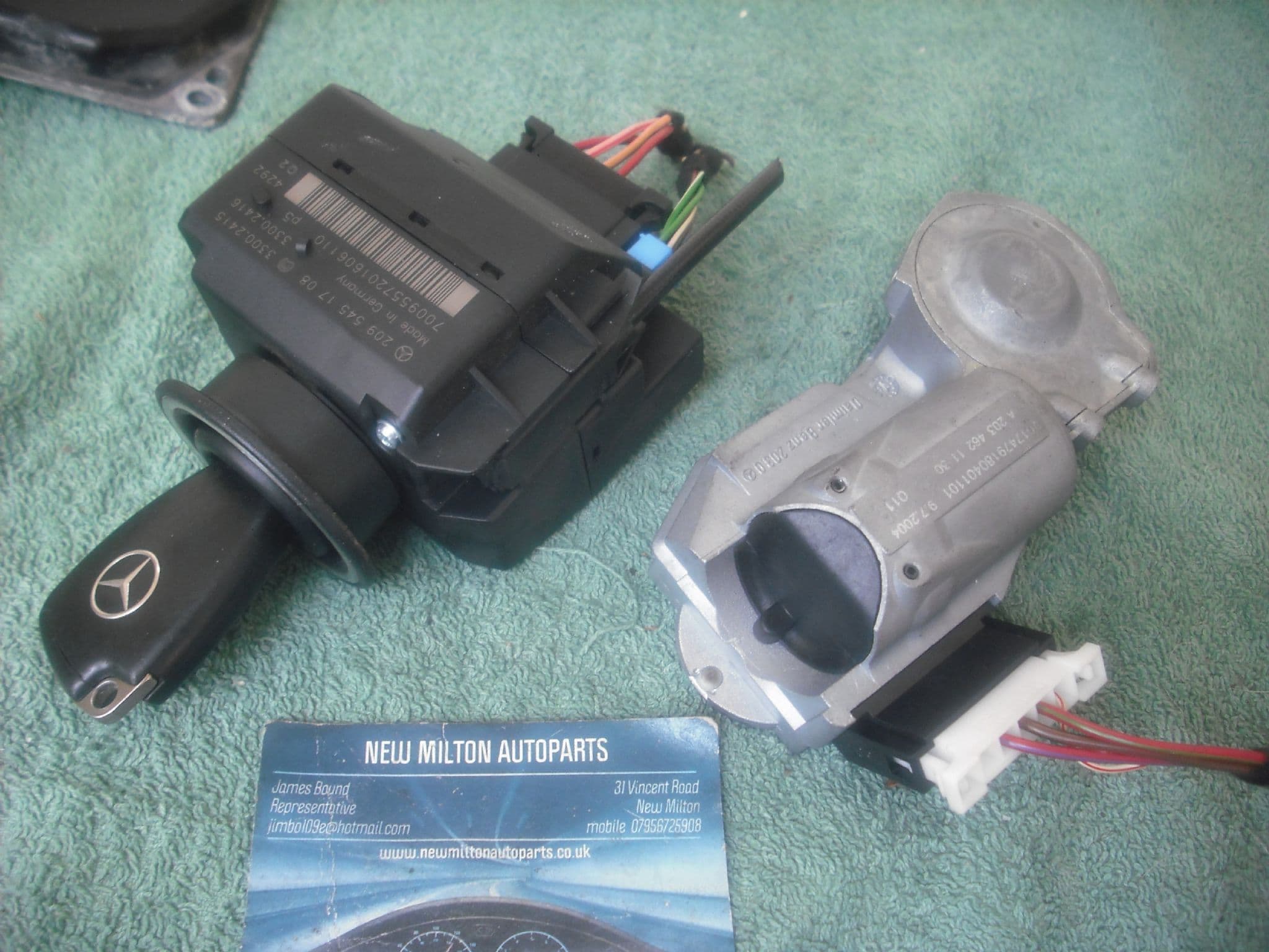 sold A2711539079 MERCEDES BENZ W203 C180 ECU KEY IGNITION AND STEERING ...