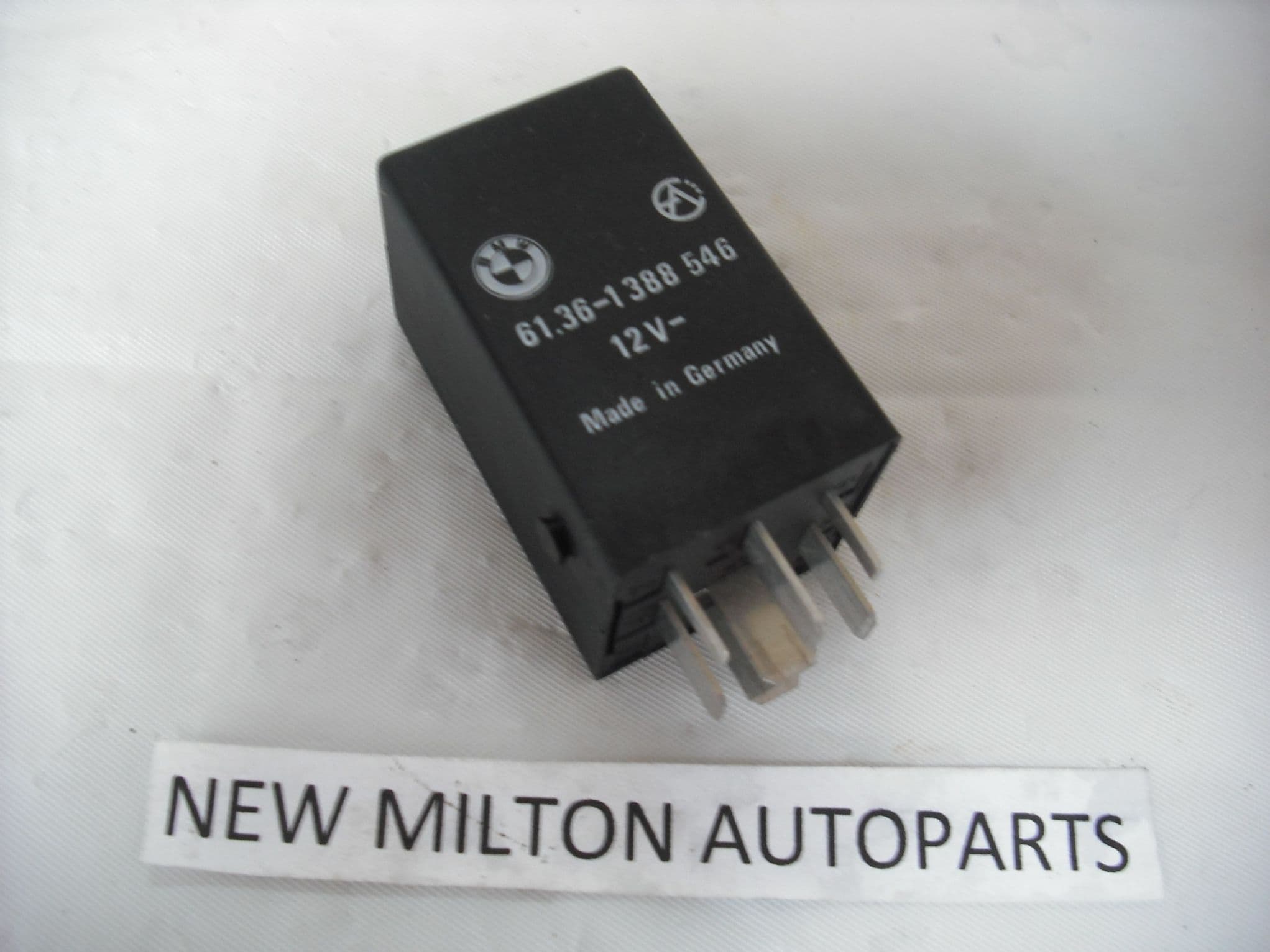 SOLD BMW E36 INDICATOR RELAY 61 36-1 388 546