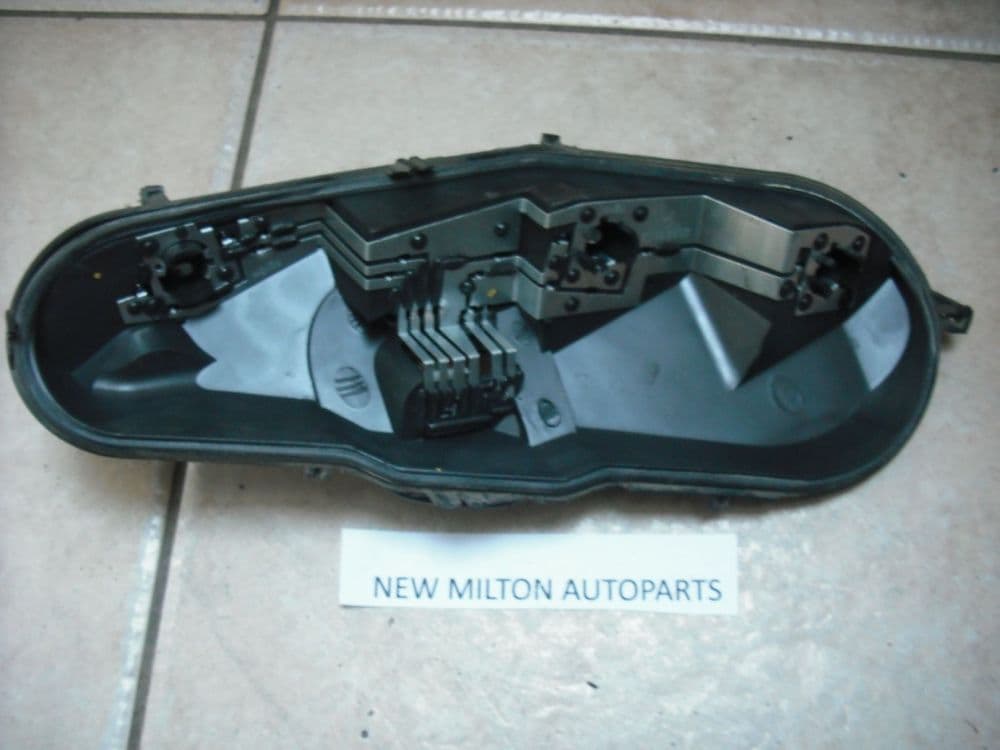 SOLD CITROEN C1 PEUGEOT 107 REAR LIGHT / REAR LAMP BULB HOLDER AND ...