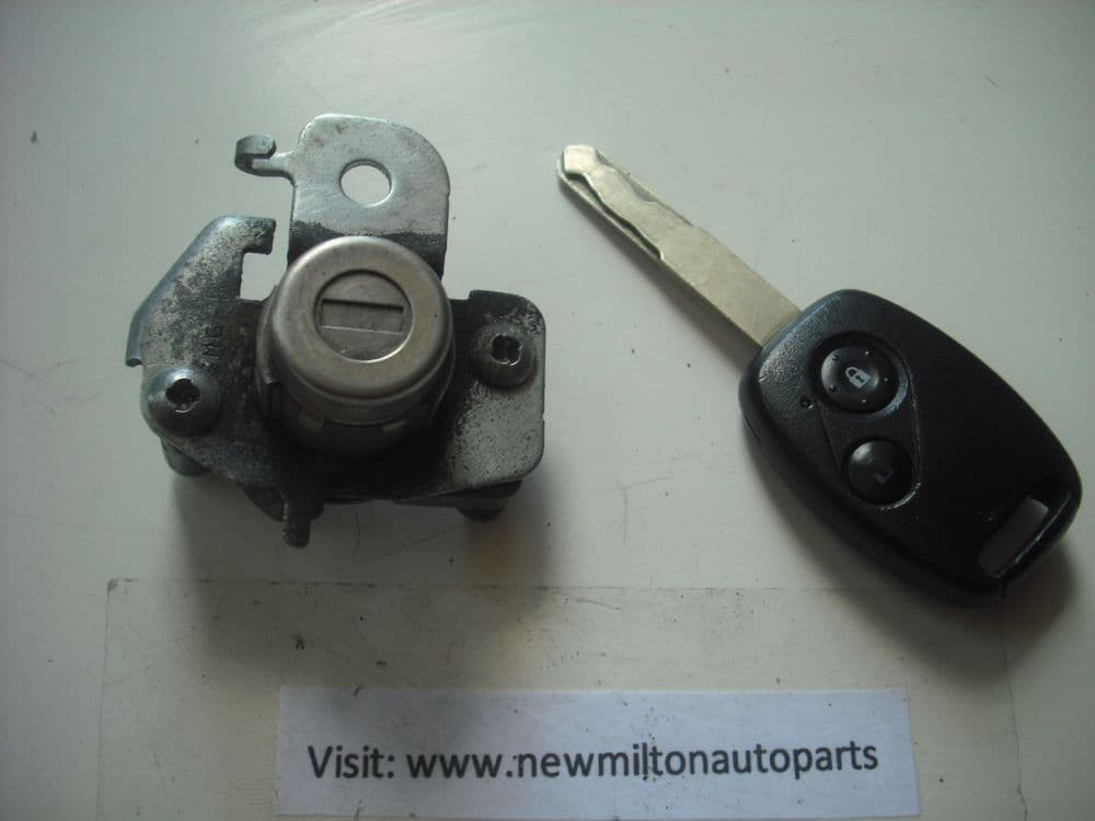 sold HONDA CIVIC MK8 TYPE S DRIVERS DOOR LOCK / BARREL AND KEY