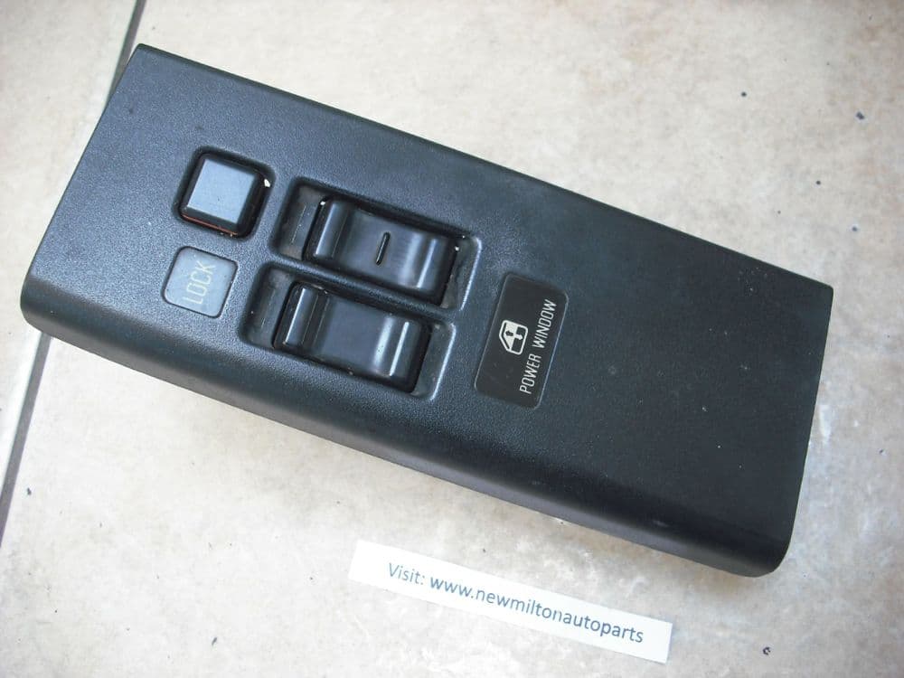SOLD ISUZU TROOPER SWB CITATION MK2 AND MK3 DRIVERS DOOR WINDOW SWITCH PACK