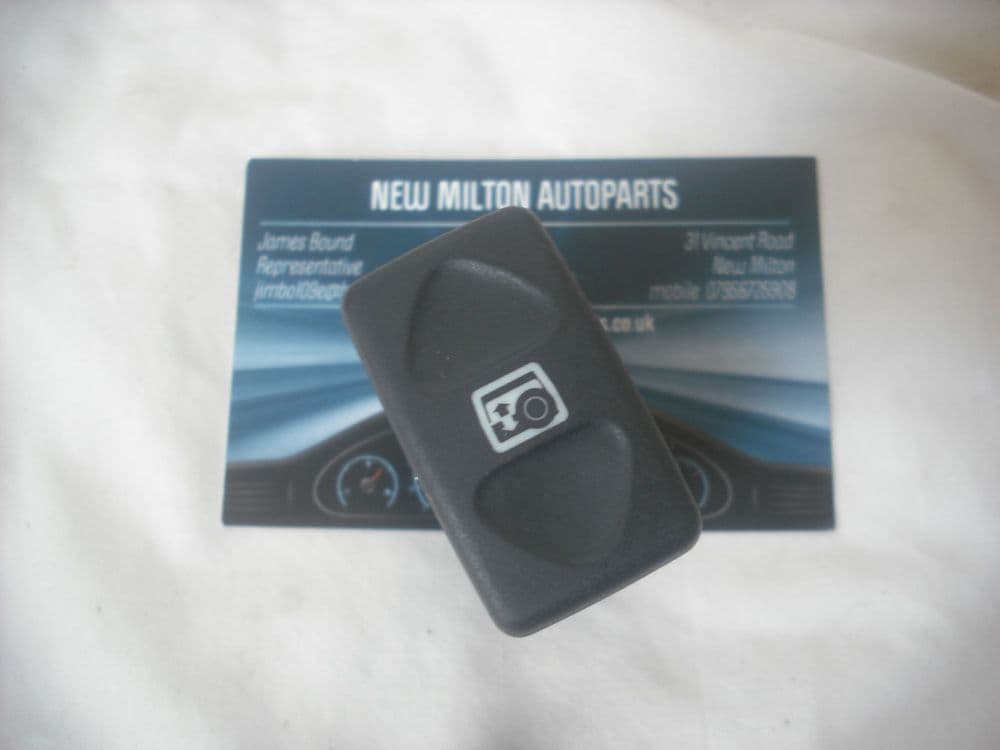 sold LAND ROVER FREELANDER TAILGATE BOOT TRUNK ELECTRIC WINDOW SWITCH ...