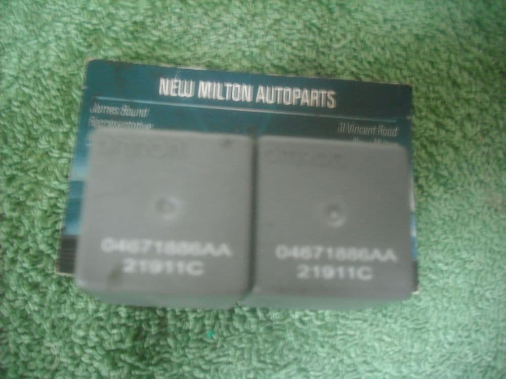 SOLD OMRON 04671886AA 21911C 2 GENUINE CHRYSLER GRAND CHEROKEE VOYAGER ...