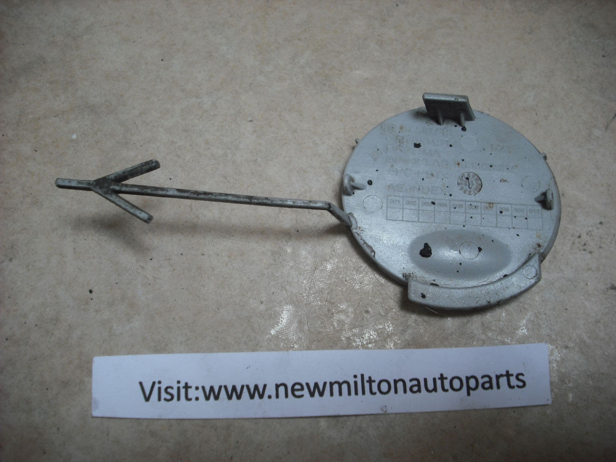 SOLD SOLD 13238745 551004542 VAUXHALL INSIGNIA REAR BUMPER TOWING EYE ...