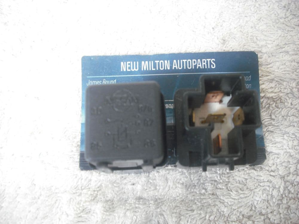 sold sold 2 X GENUINE NISSAN MICRA K11 1993-2001 BLACK RELAYS HELLA ...