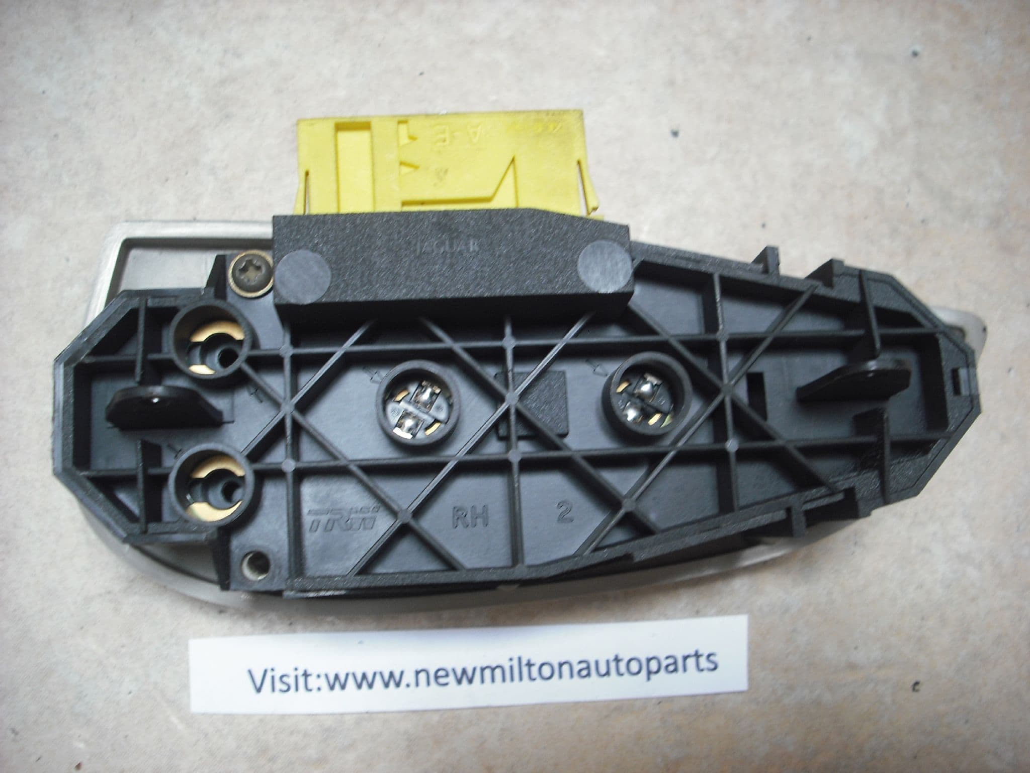 SOLD SOLD A GENUINE JAGUAR XJ8 X308 UK DRIVERS DOOR DOOR MIRROR AND ...