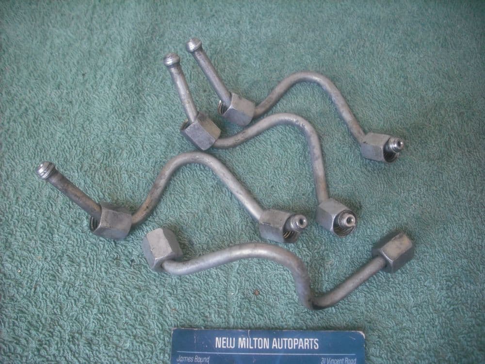 SOLD SOLD A SET OF GENUINE MERCEDES BENZ C220 CDi FUEL INJECTOR ...