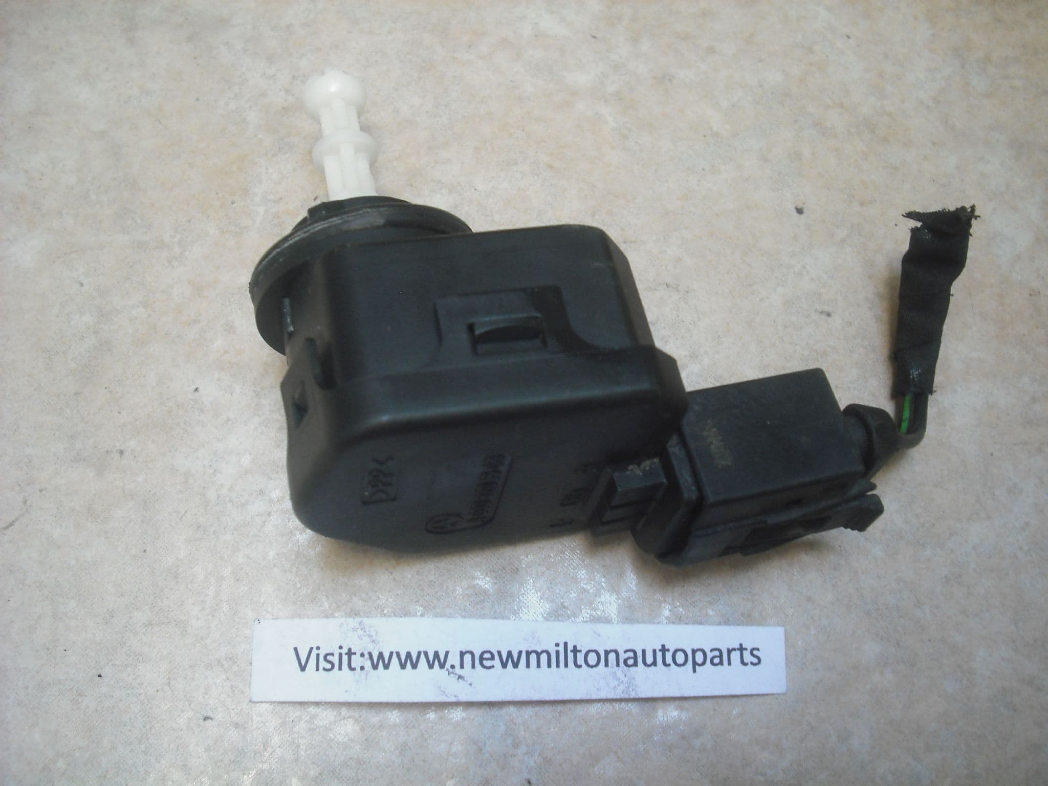 SOLD SOLD A0008201608 MERCEDES BENZ W211 E CLASS HEADLIGHT HEADLAMP ...