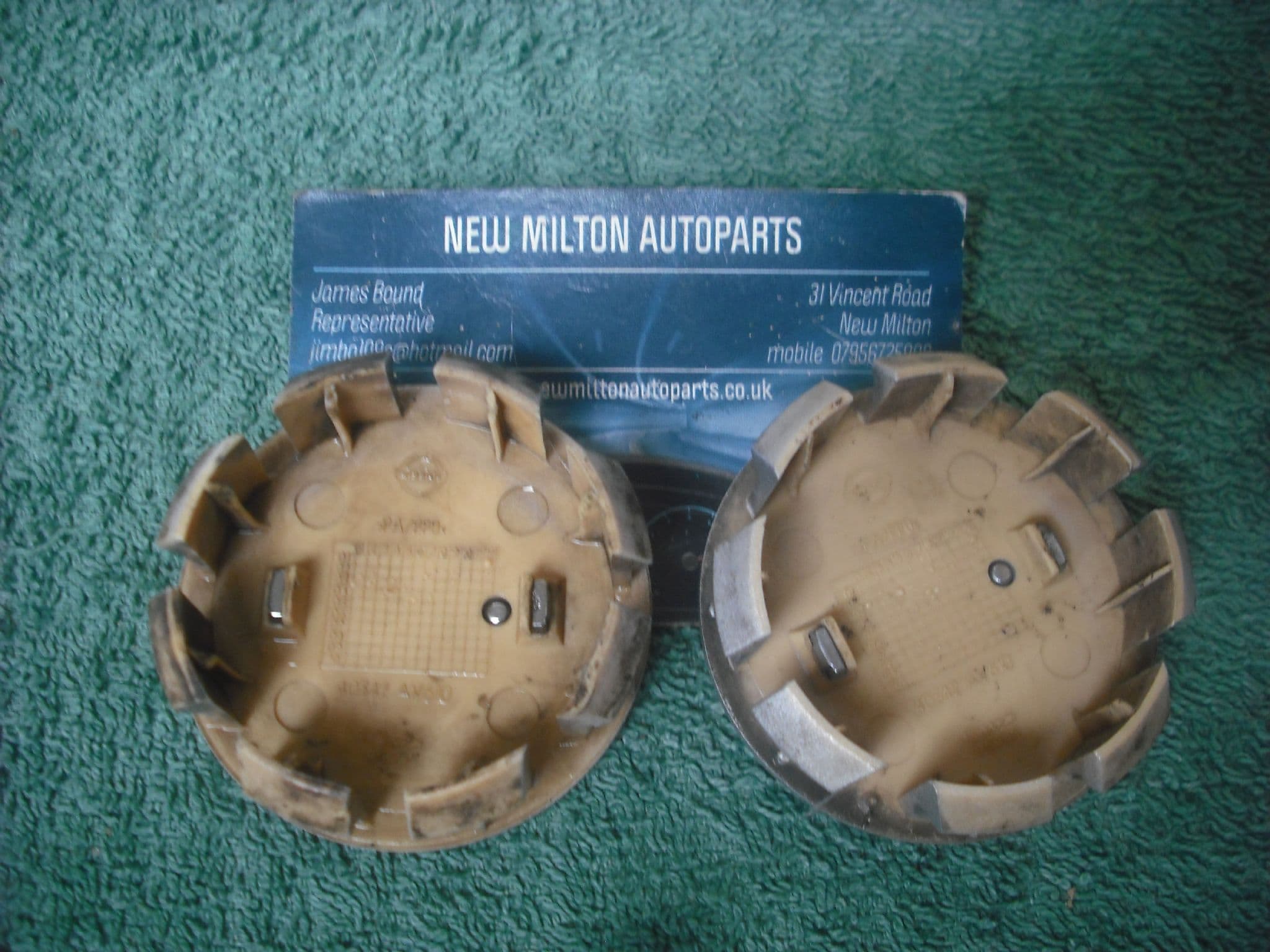 SOLD SOLD NISSAN MICRA P12 ALLOY WHEEL CENTER HUB CAP 40342 AV610