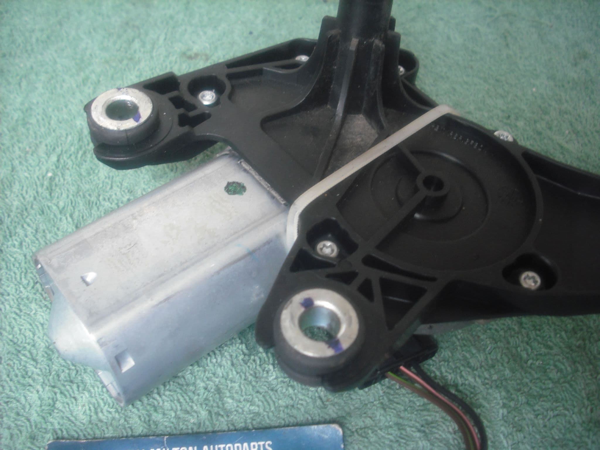 SOLD SOLD VALEO 04857931AD-A A GENUINE CHRYSLER PT CRUISER REAR BACK ...