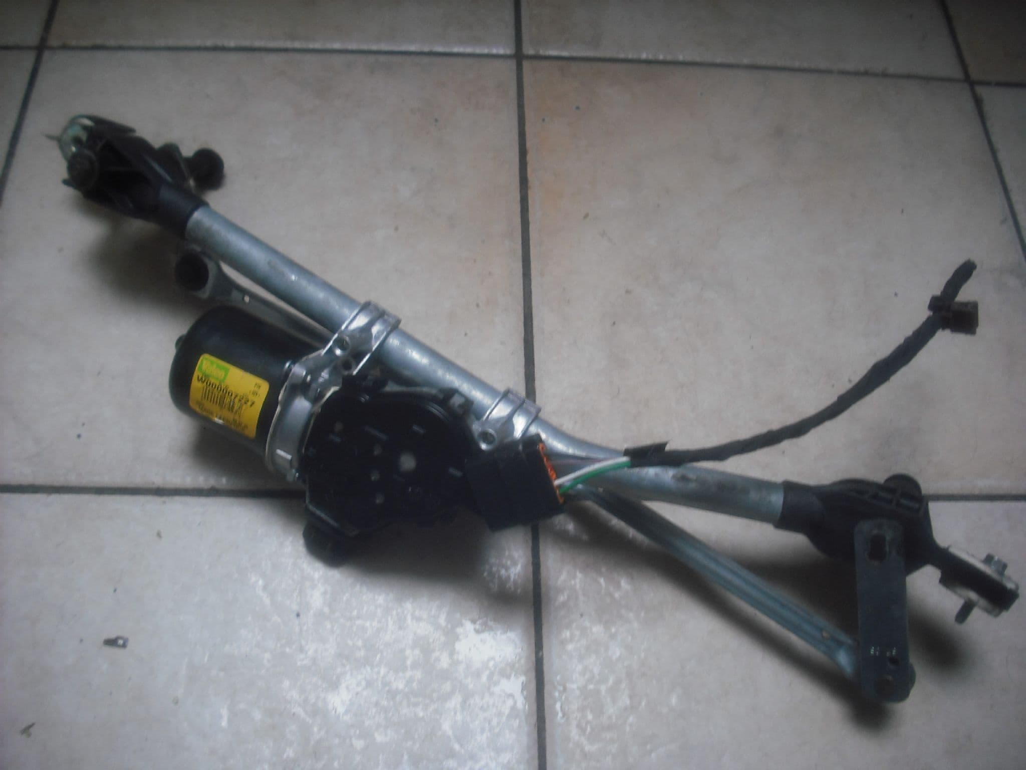 SOLD SOLD VALEO W000007227 A GENUINE RENAULT MEGANE MK2 FRONT ...