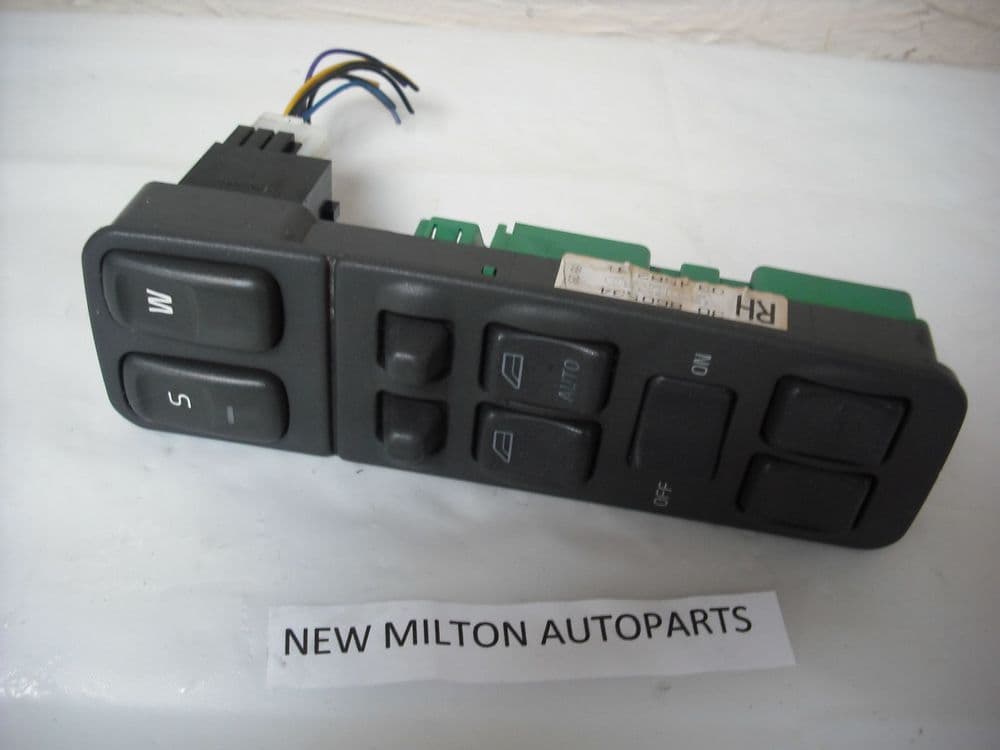 SOLD VOLVO V40 S40 CENTER CONSOLE ELECTRIC DOOR WINDOW MIRROR AND SW ...
