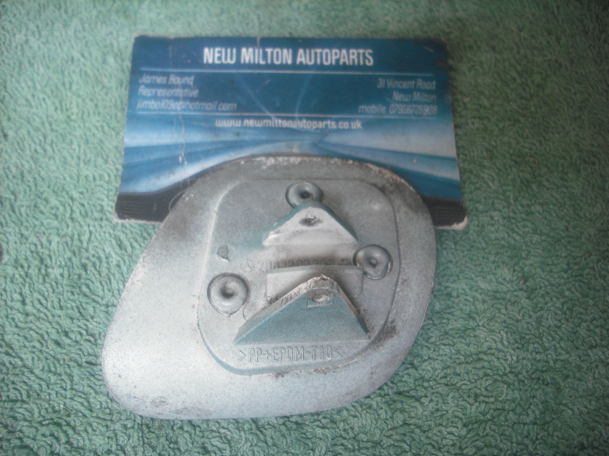 SORRY NOW SOLD BENZ W208 CLK FRONT BUMPER HEADLIGHT WASHER COVER ...