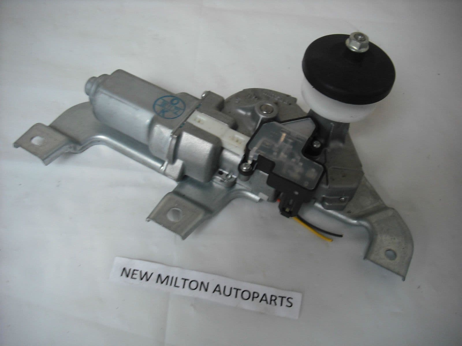 SUZUKI SWIFT REAR WINDOW WIPER MOTOR