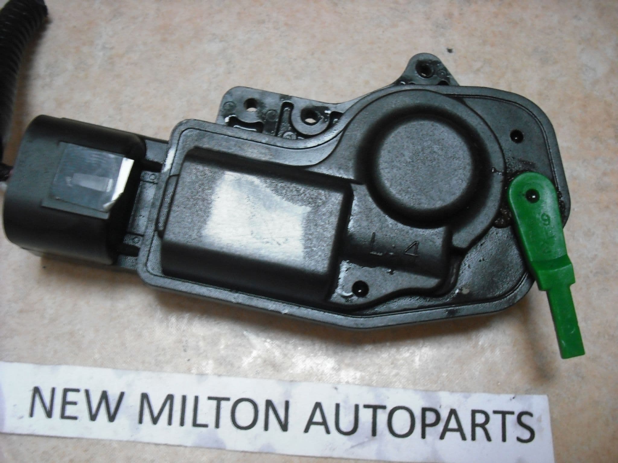 TOYOTA AYGO MK1 PEUGEOT 107 CITROEN C1 FRONT DOOR CENTRAL LOCKING ...