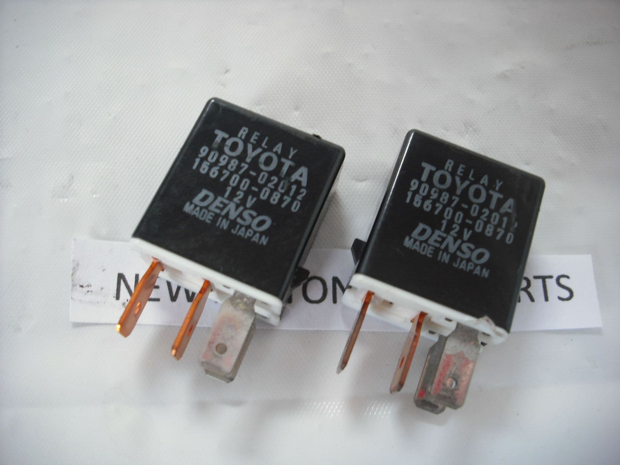 TOYOTA COROLLA 2 ORIGINAL TOYOTA RELAYS 90987-02012 156700-0870