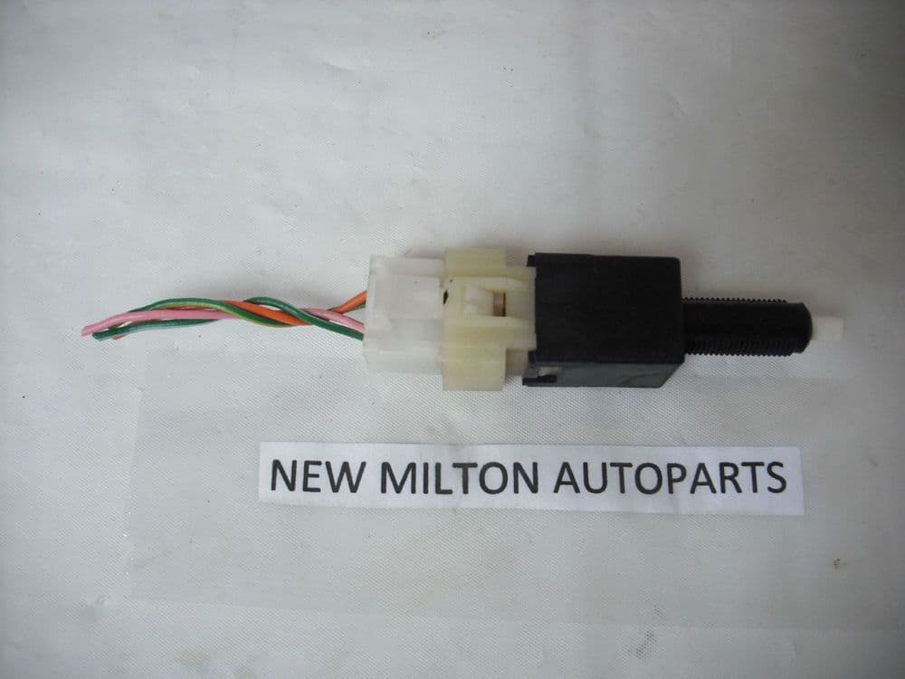 TYPE A SUZUKI IGNIS REAR BRAKE LIGHT PEDAL SWITCH