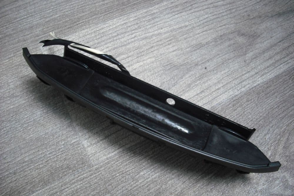 VAUXHALL CORSA D TAIGATE BOOT HANDLE RELEASE SWITCH