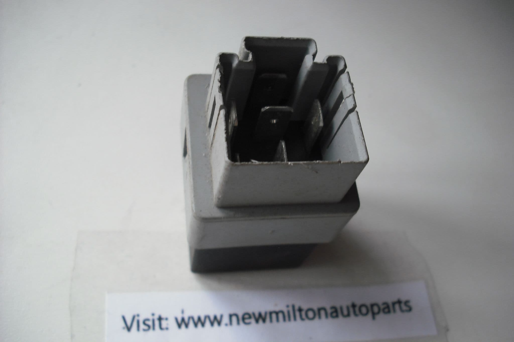 VOLVO V40 / MITSUBISHI CHARISMA REAR WINDOW WIPER INTERMITTENT RELAY ...