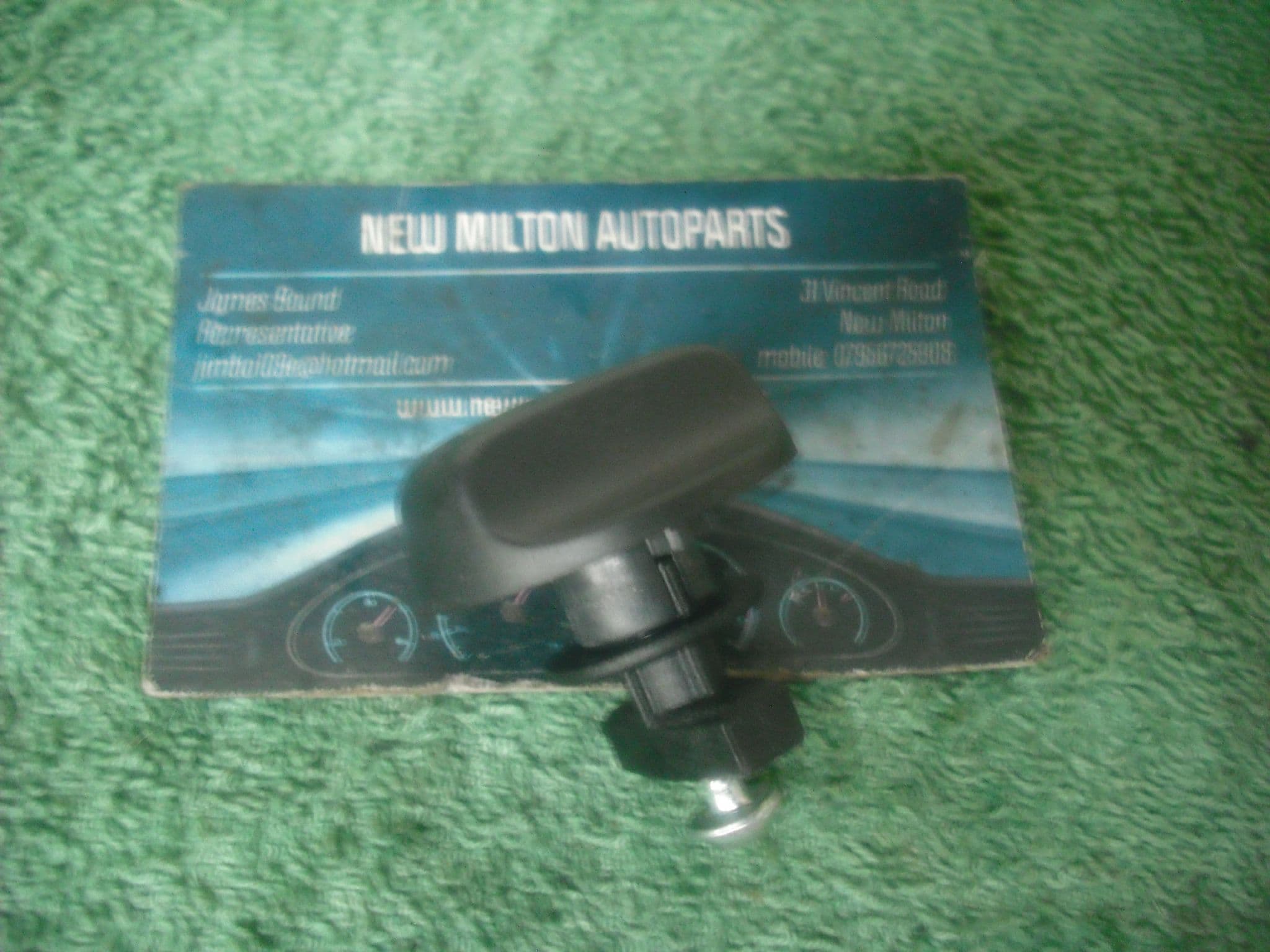 VOLVO V50 REAR BOOT TRUNK STORAGE SPARE WHEEL COMPARTMENT ACCESS ...