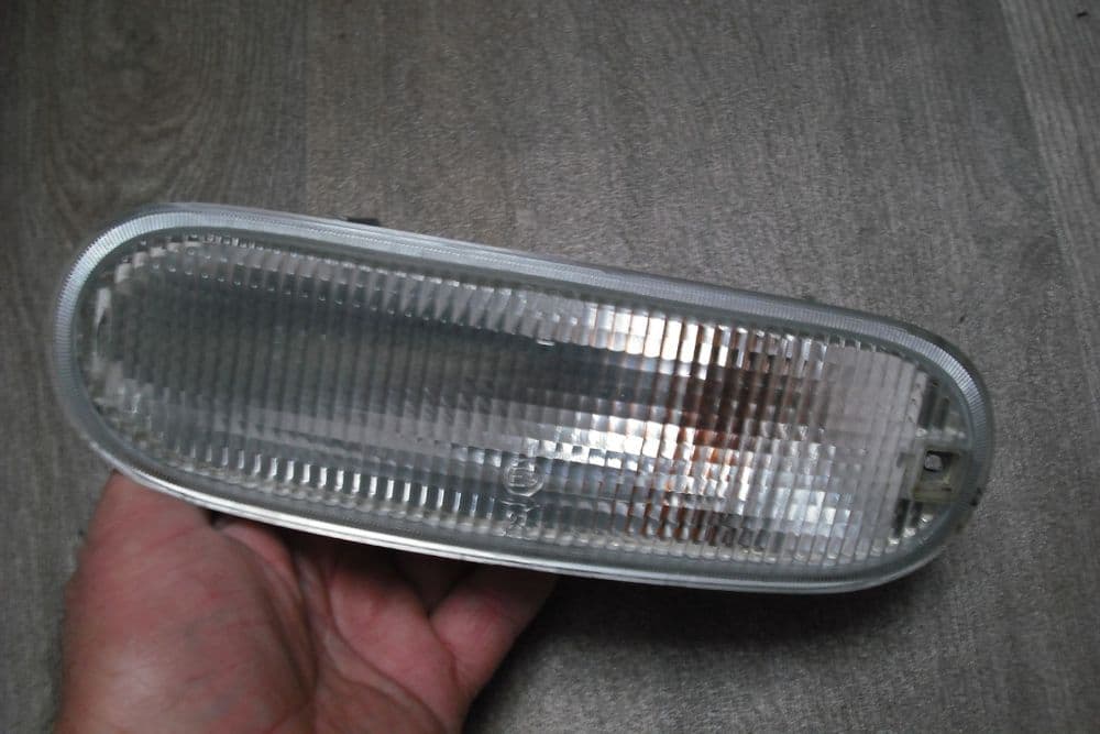 VW VOLKSWAGEN BEETLE FRONT INDICATOR UNIT LEFT SIDE