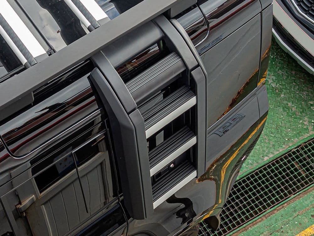 VPLER0196 Genuine New Defender Roof Access Ladder