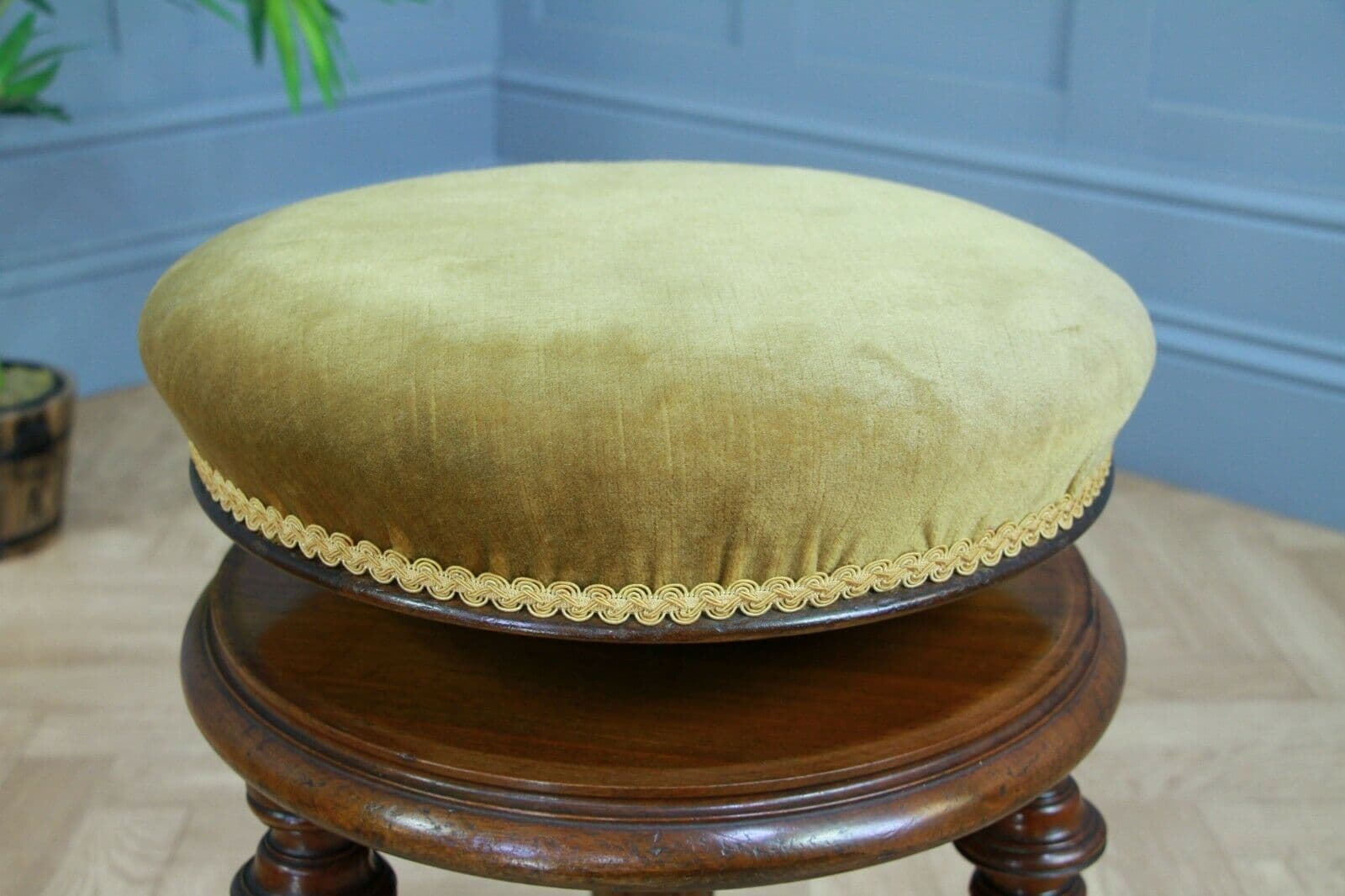 Antique Original Victorian Round Walnut Revolving Piano Dressing Table ...