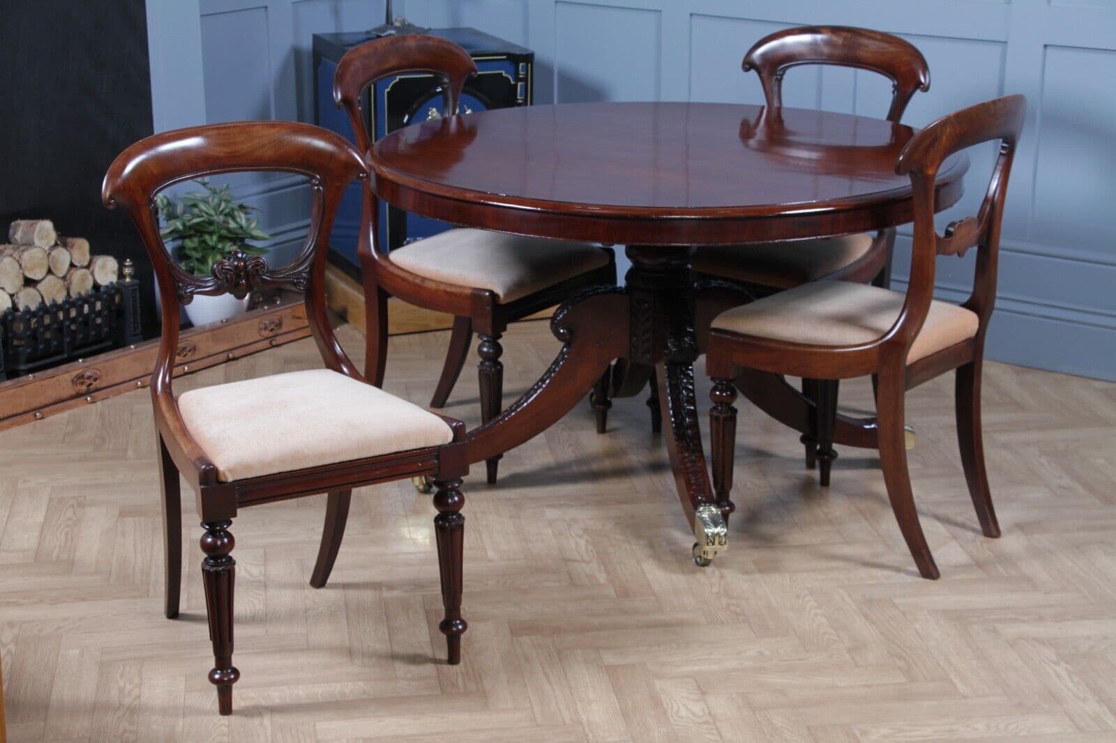Antique Regency Solid Mahogany Grand Tilt Top Round Dining Table Fully ...