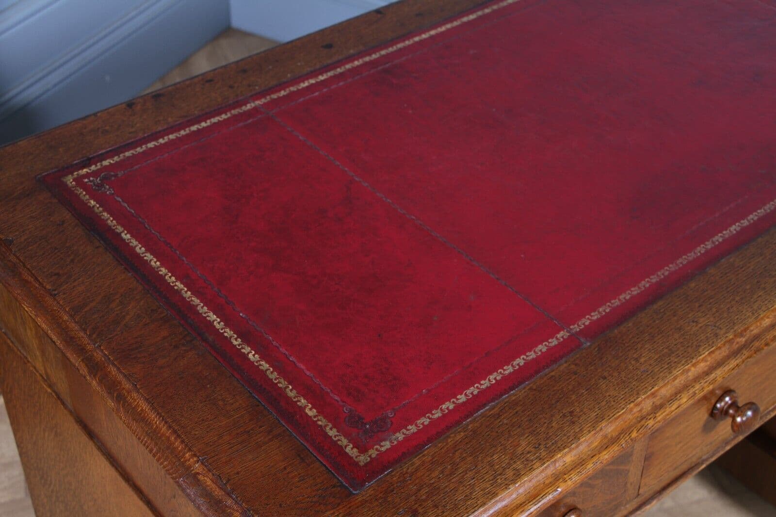 Antique Victorian Medium Oak 9 Drawer Twin Pedestal Leather Top Writing ...