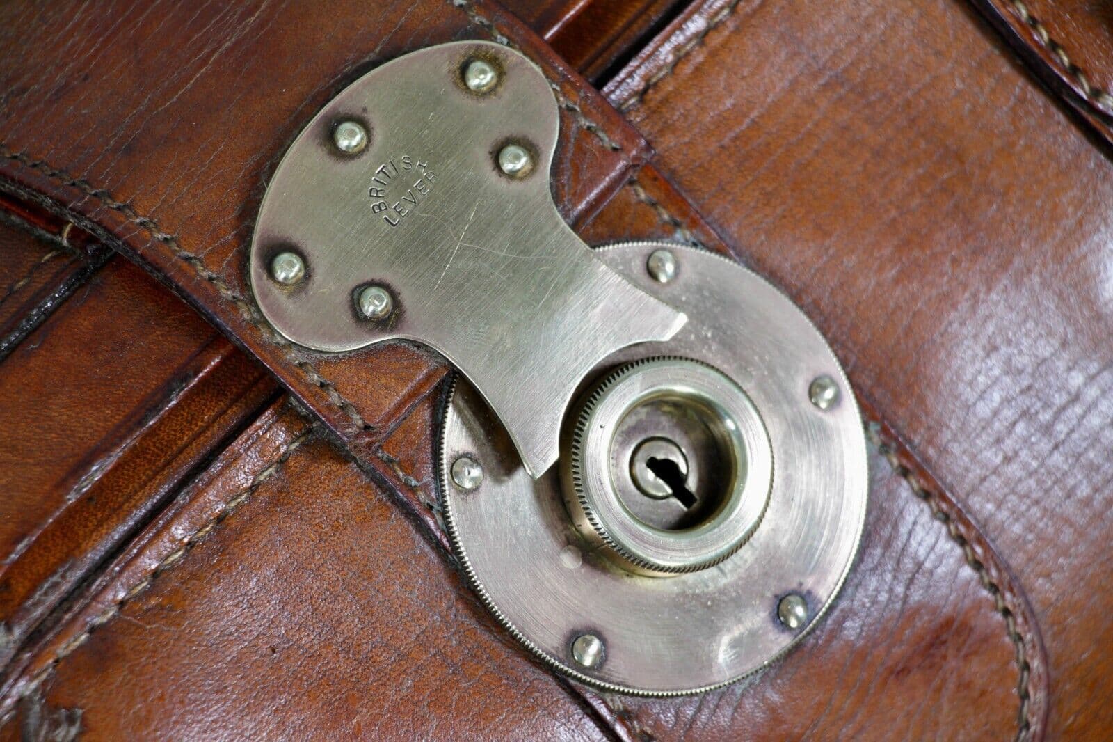 Vintage 1930s Norris Luggage of England Leather Gladstone Lockable ...