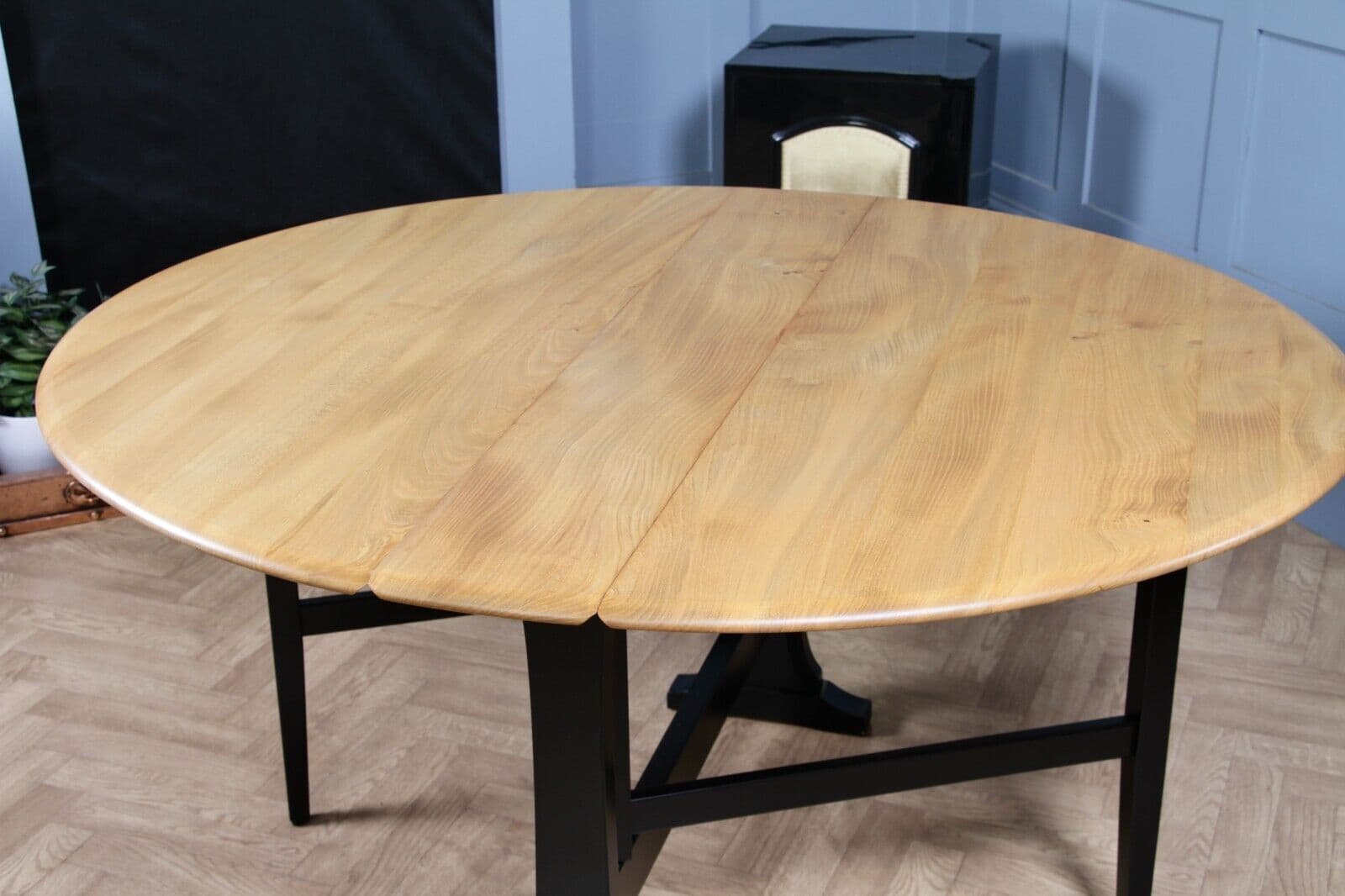 Vintage Ercol Windsor Blonde Elm & Black Painted Base Drop Leaf Gate ...