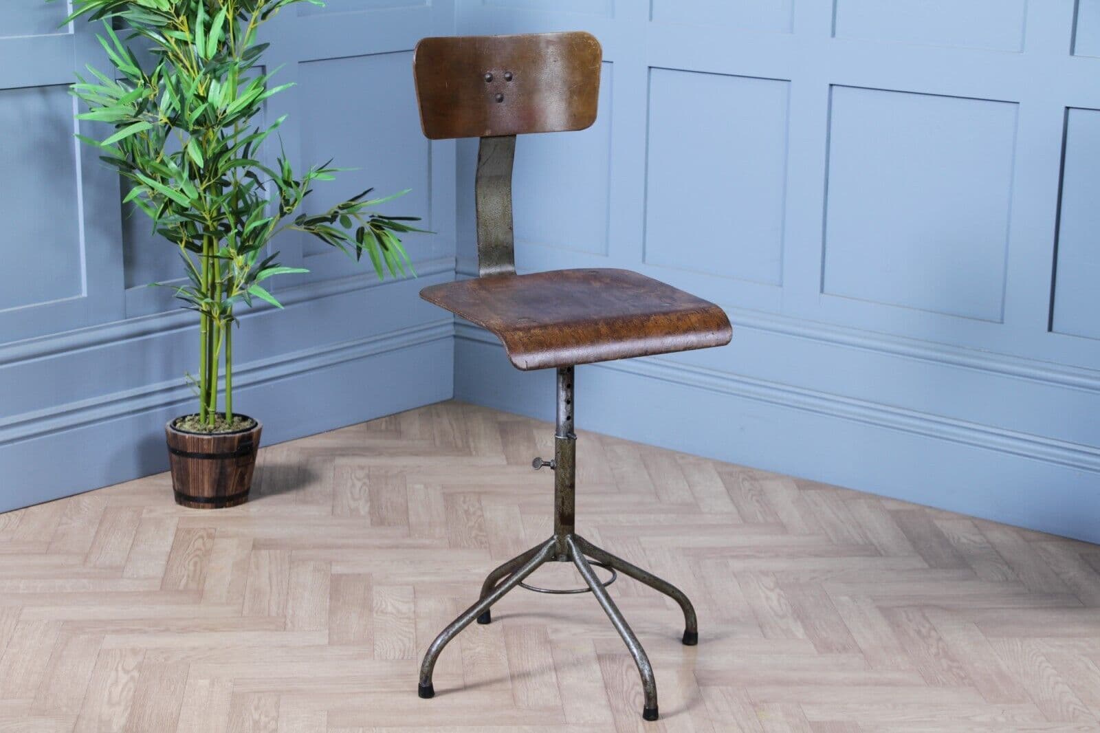 Vintage Industrial Height Adjustable Machinists Engineer Swivel Chair ...