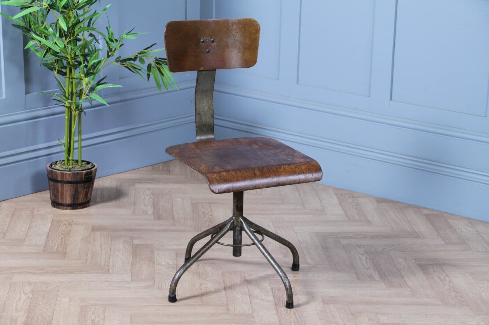 Vintage Industrial Height Adjustable Machinists Engineer Swivel Chair ...