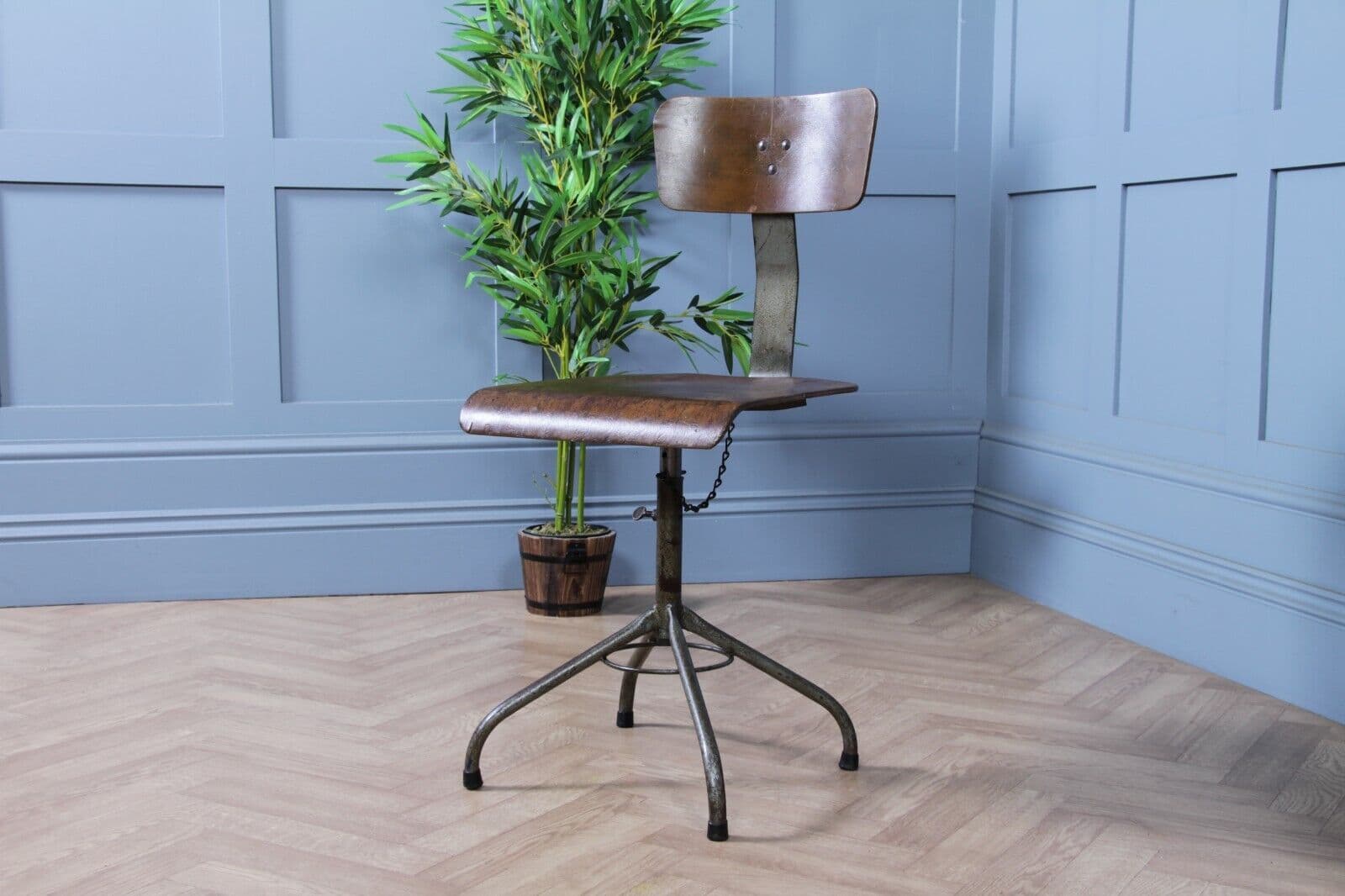 Vintage Industrial Height Adjustable Machinists Engineer Swivel Chair ...