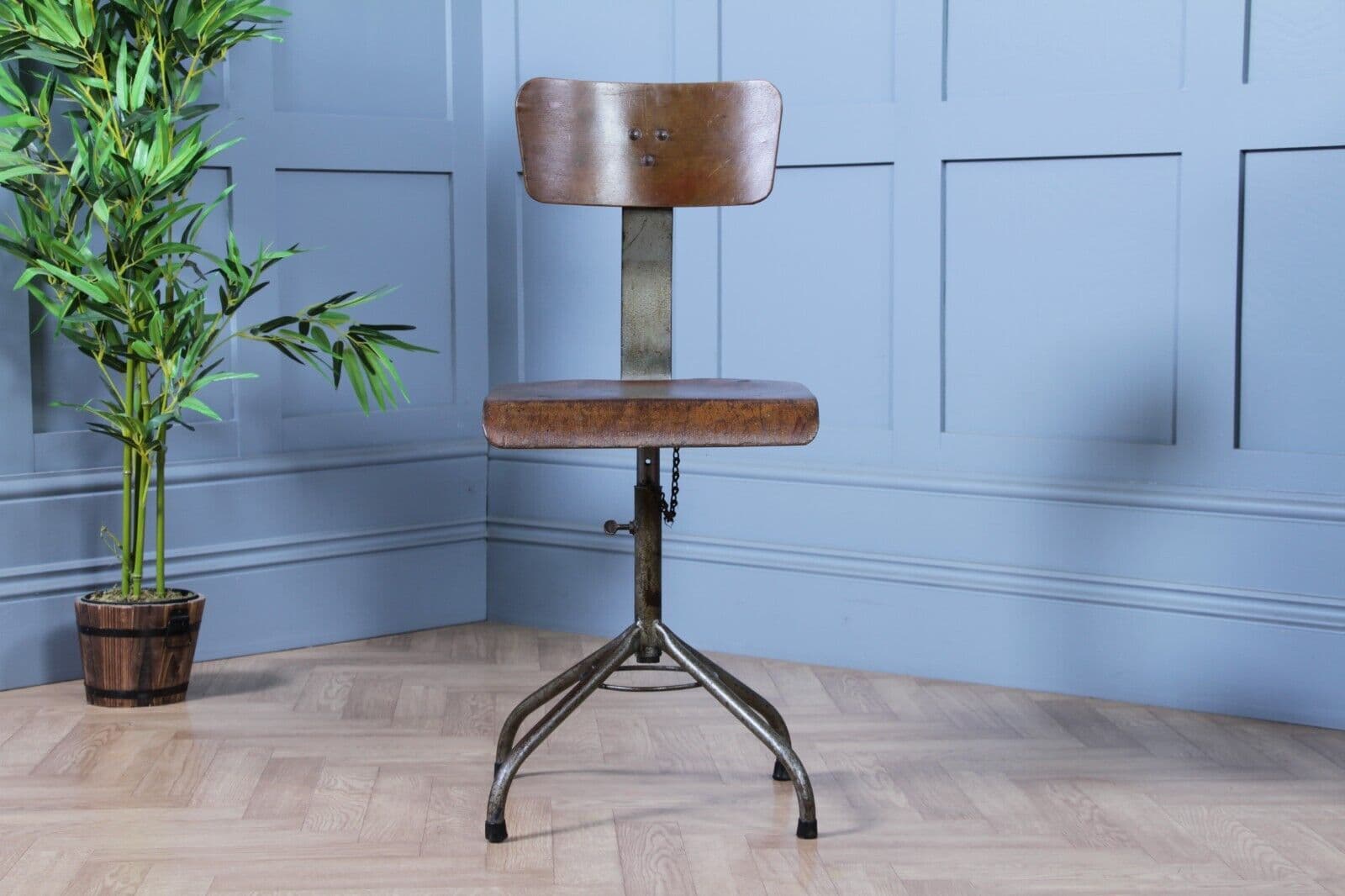 Vintage Industrial Height Adjustable Machinists Engineer Swivel Chair ...