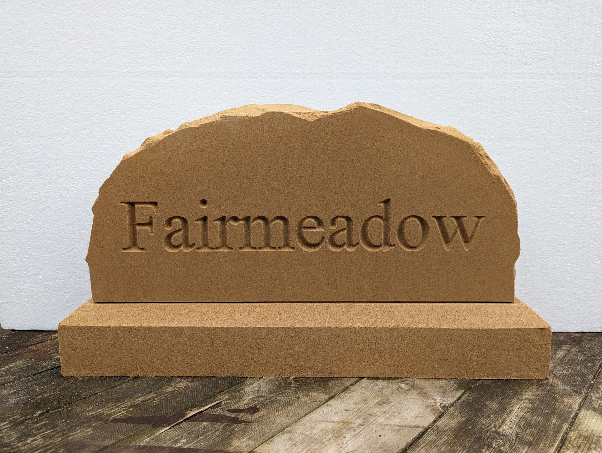 Cleft-Edge Floor Sign with Base