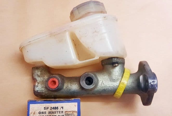 New Genuine Girling Brake Master Cylinder Mk3 Cortina all Models except ...